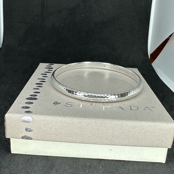 Silpada | Jewelry | Silpada Back To Basics Bangle | Poshmark